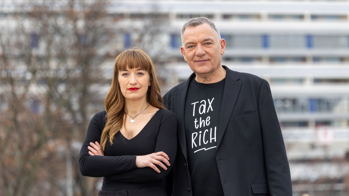 Außerordentlicher Parteitag in Berlin: Die Linke